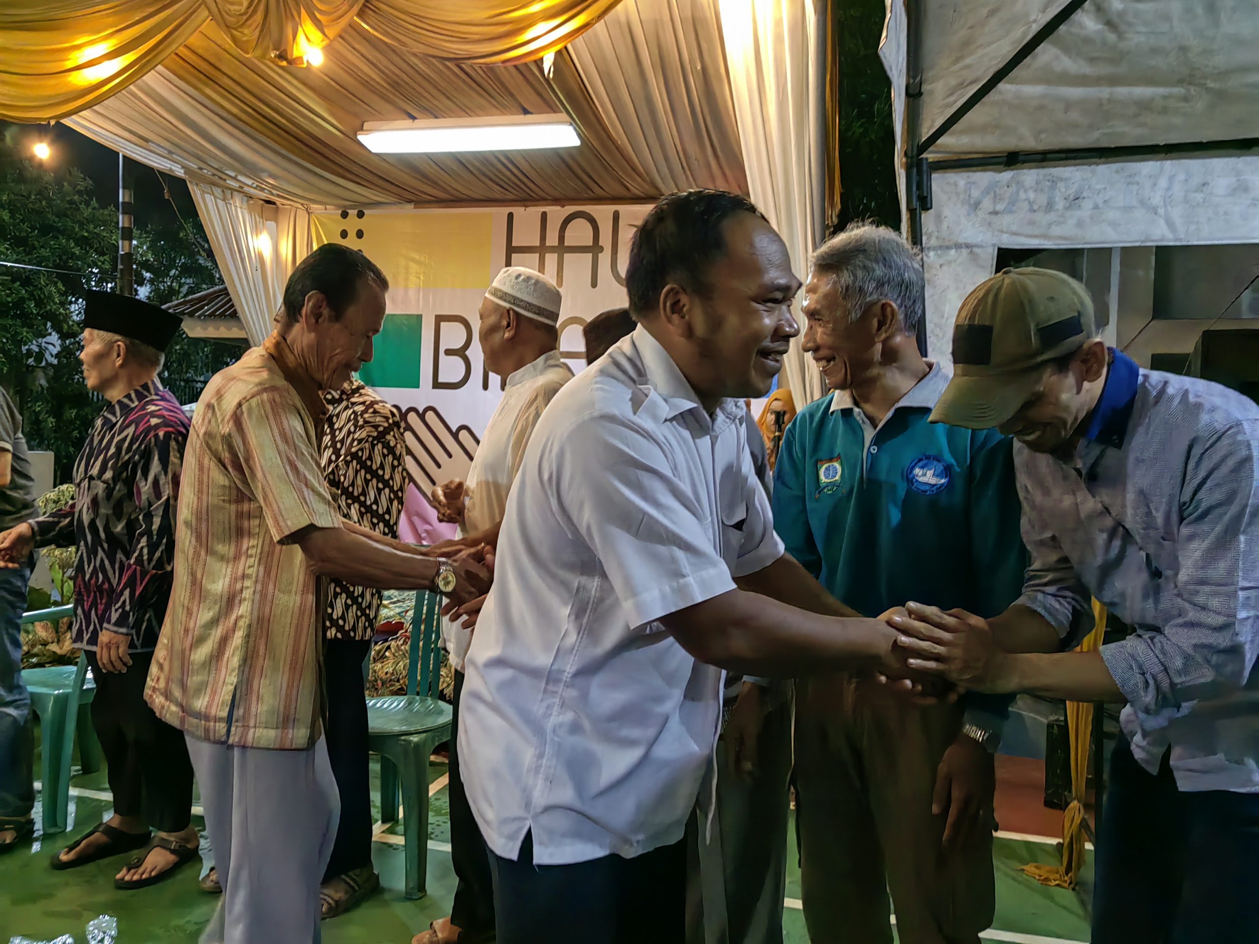 Ini Halal Bihalal Warga RW 05 Komplek Astek Leguti Serpong – PORTAL ...
